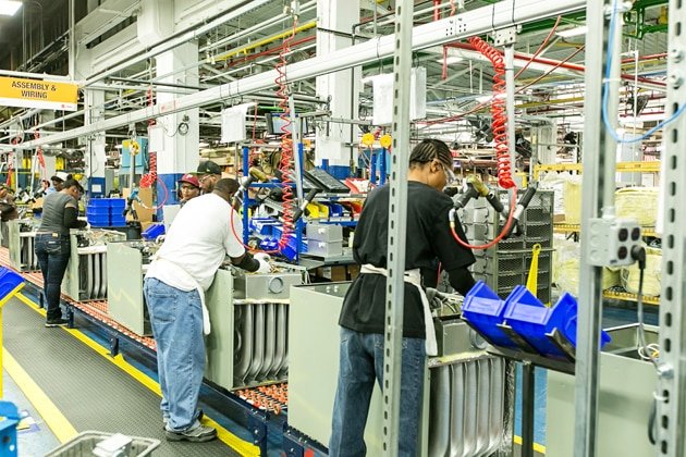 Henry Ford Meets Toyota: Lean Assembly