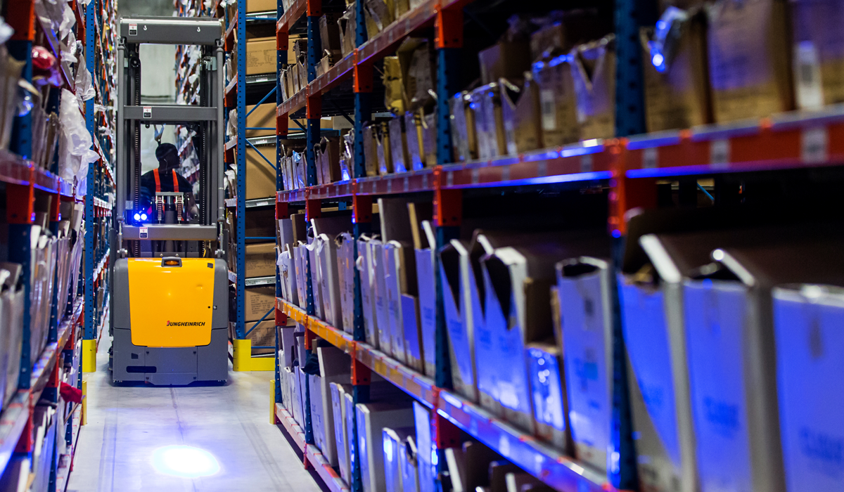 How to Manage Excess Inventory in Your Warehouse