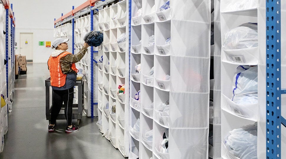 SpeedCell Dynamic Shelving vs. Static Industrial Shelving