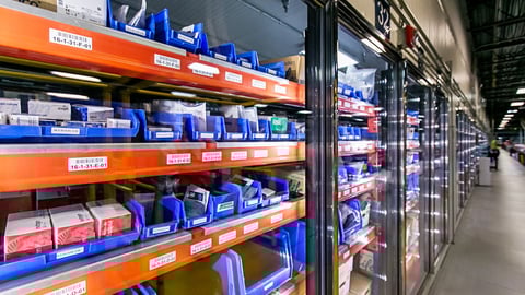 Optimizing Cold Chain Storage with SpanTrack Carton Flow