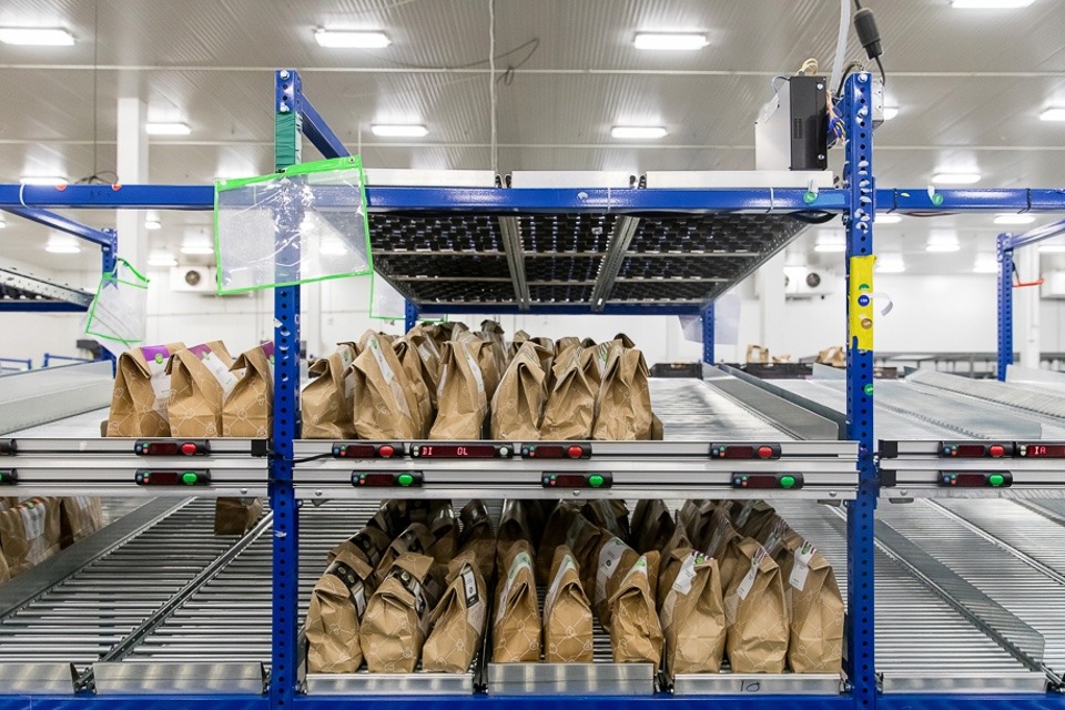 Integrating Carton Flow With Pick-to-Light Systems