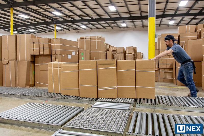 Solution Spotlight: Gravity Conveyor Accessories